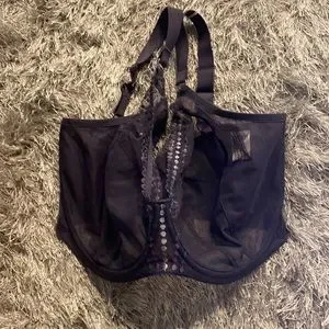 Elomi | Intimates & Sleepwear | Elomi Plunge Bra 32m | Poshmark